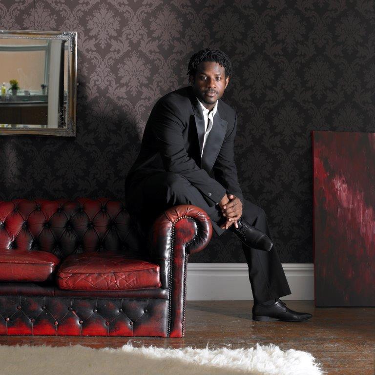 Stephen the Entertainer - Stephen Bayliss Corporate Entertainer